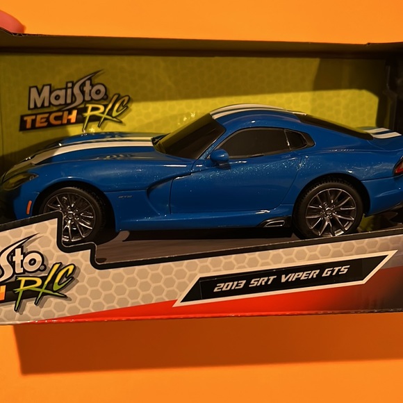 maisto tech r/c | Toys | Nib Maisto Tech Rc 23 Srt Viper Gts Blue ...